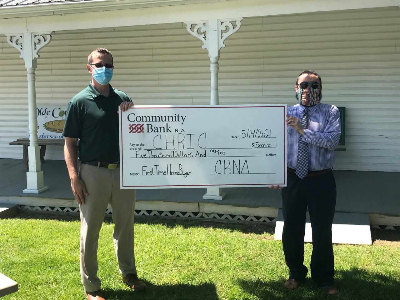 Community Bank donates $5,000 to CHRIC | News, Sports, Jobs - Observer ...